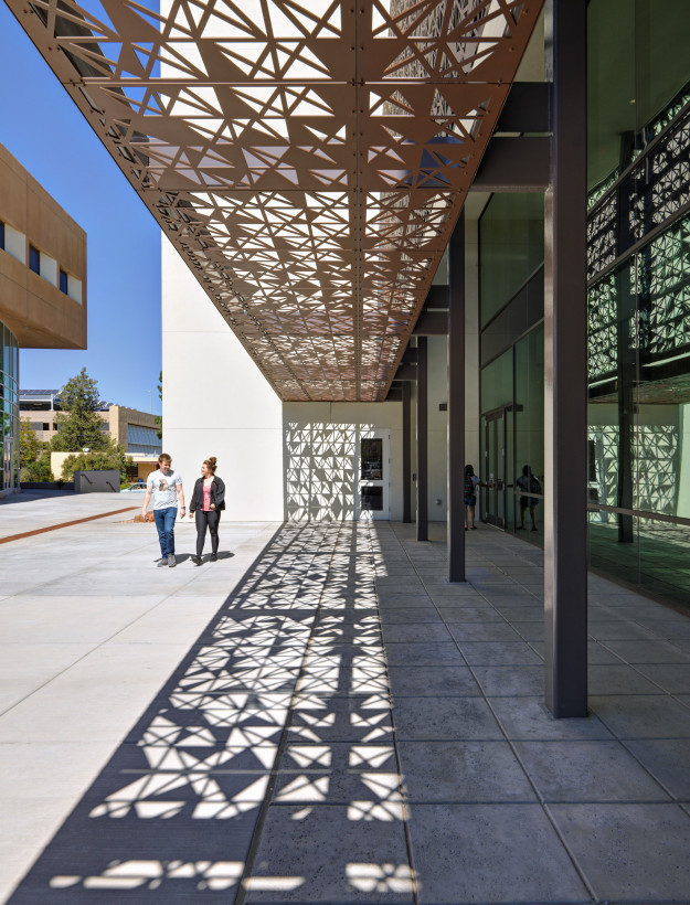 Parasoleil | "University of New Mexico - Anderson School of Management ...